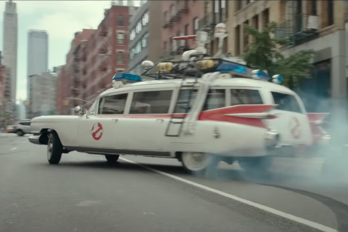 New York falls under a spectral “death chill” in Ghostbusters: Frozen ...