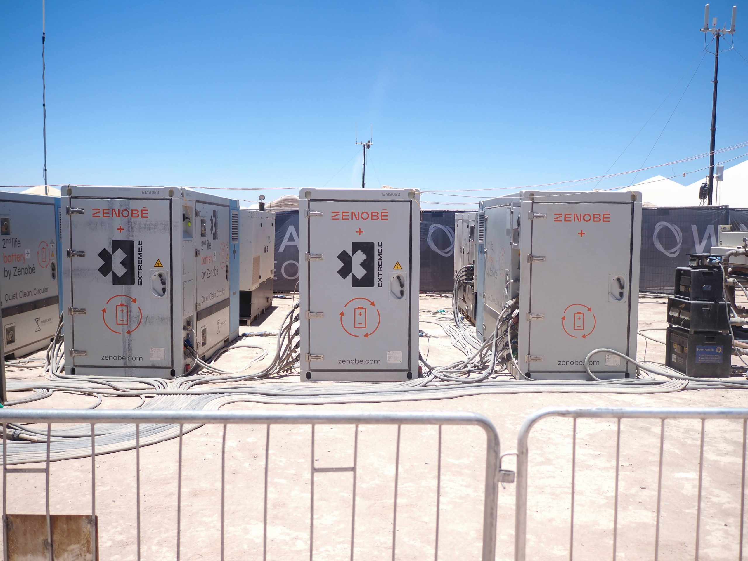 Here’s how an off-road racing series will make its own hydrogen fuel ...