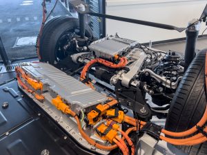 Porsche gives Ars a look inside its next EV: The all-electric Macan ...