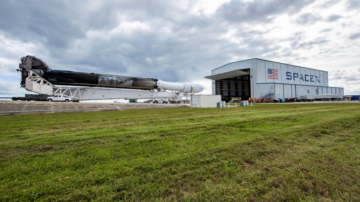 Effects of Falcon Heavy launch delay could ripple to downstream ...