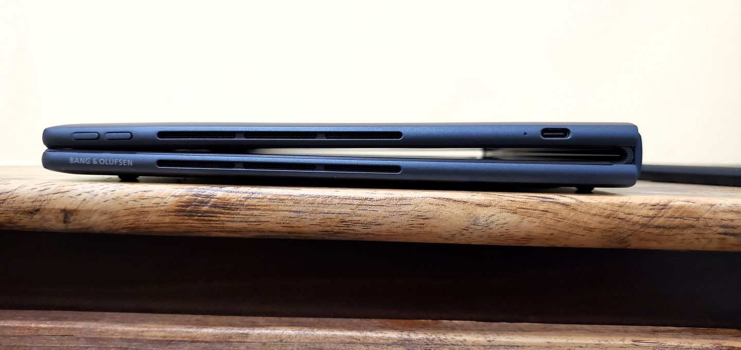 I’ve used a foldable laptop for a month, and I’m ready to return to a ...