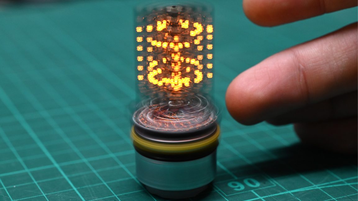 Volumetric LED candle looks the same from any angle—and looks like ...