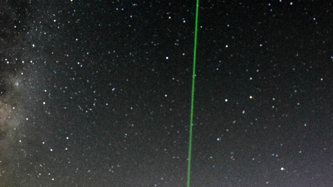 Daily Telescope: Shooting a laser into the sky from Antarctica - Ars ...