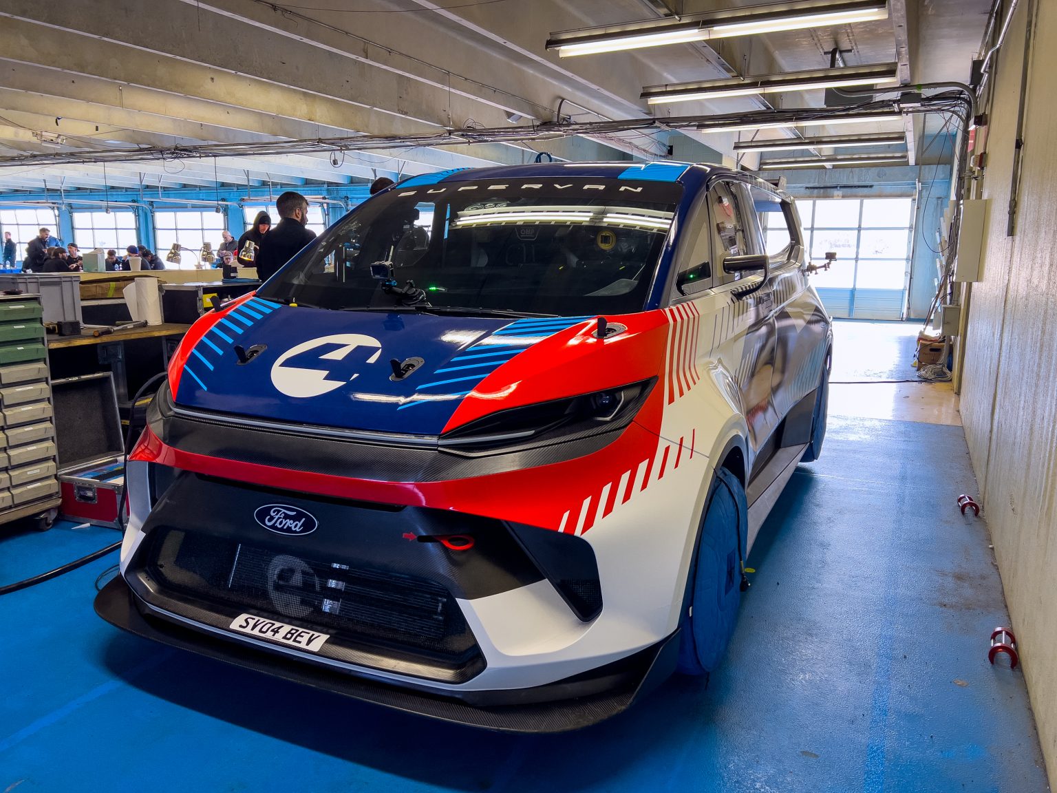 Ford’s CEO gives us a ride in the crazy electric transit Supervan 4.2 ...