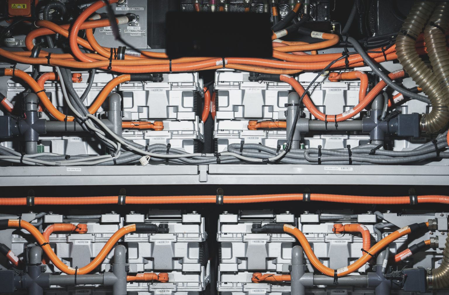 Here’s how the EPA calculates how far an EV can go on a full charge ...