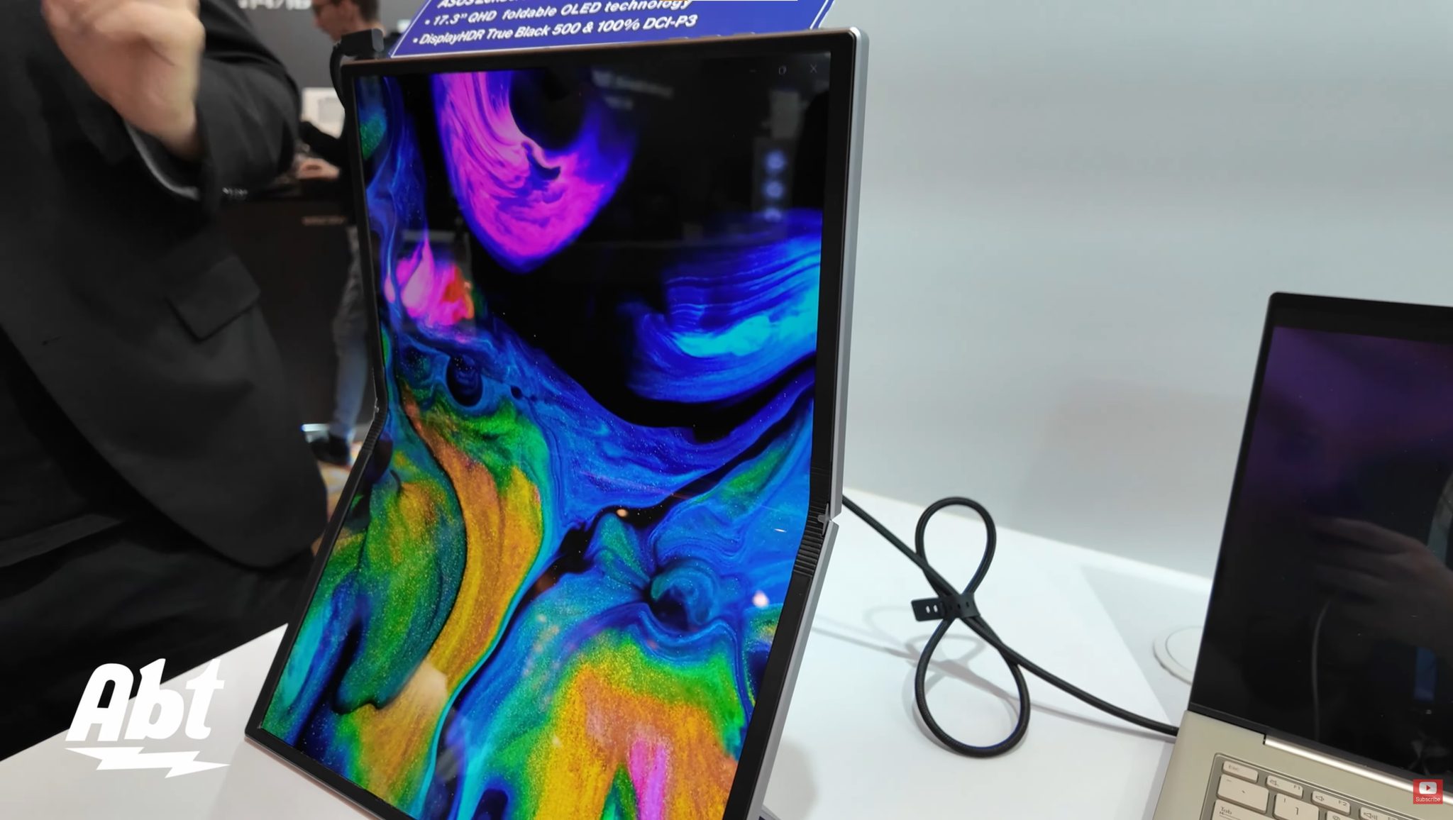Portable monitors could make foldable-screen gadgets finally make sense ...