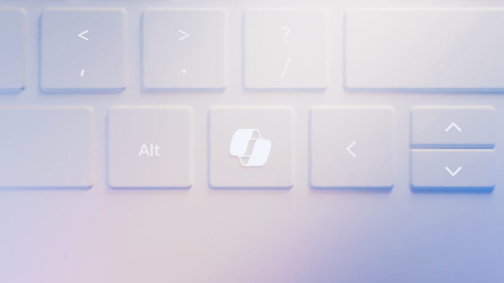 Microsoft is adding a new key to PC keyboards for the first time since ...
