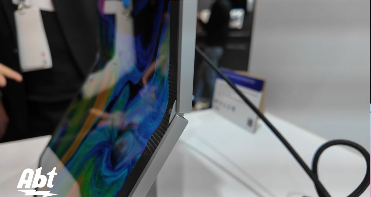 Portable monitors could make foldable-screen gadgets finally make sense ...