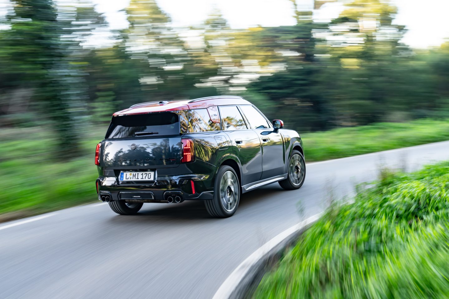 Cool cabin, plenty of infotainment lag: The 2025 Mini JCW Countryman ...