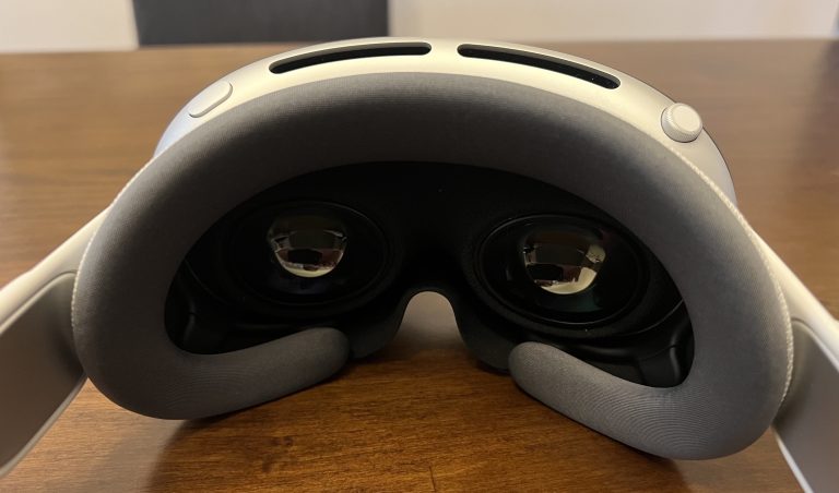 I worked exclusively in Vision Pro for a week—here’s how it went - Ars ...
