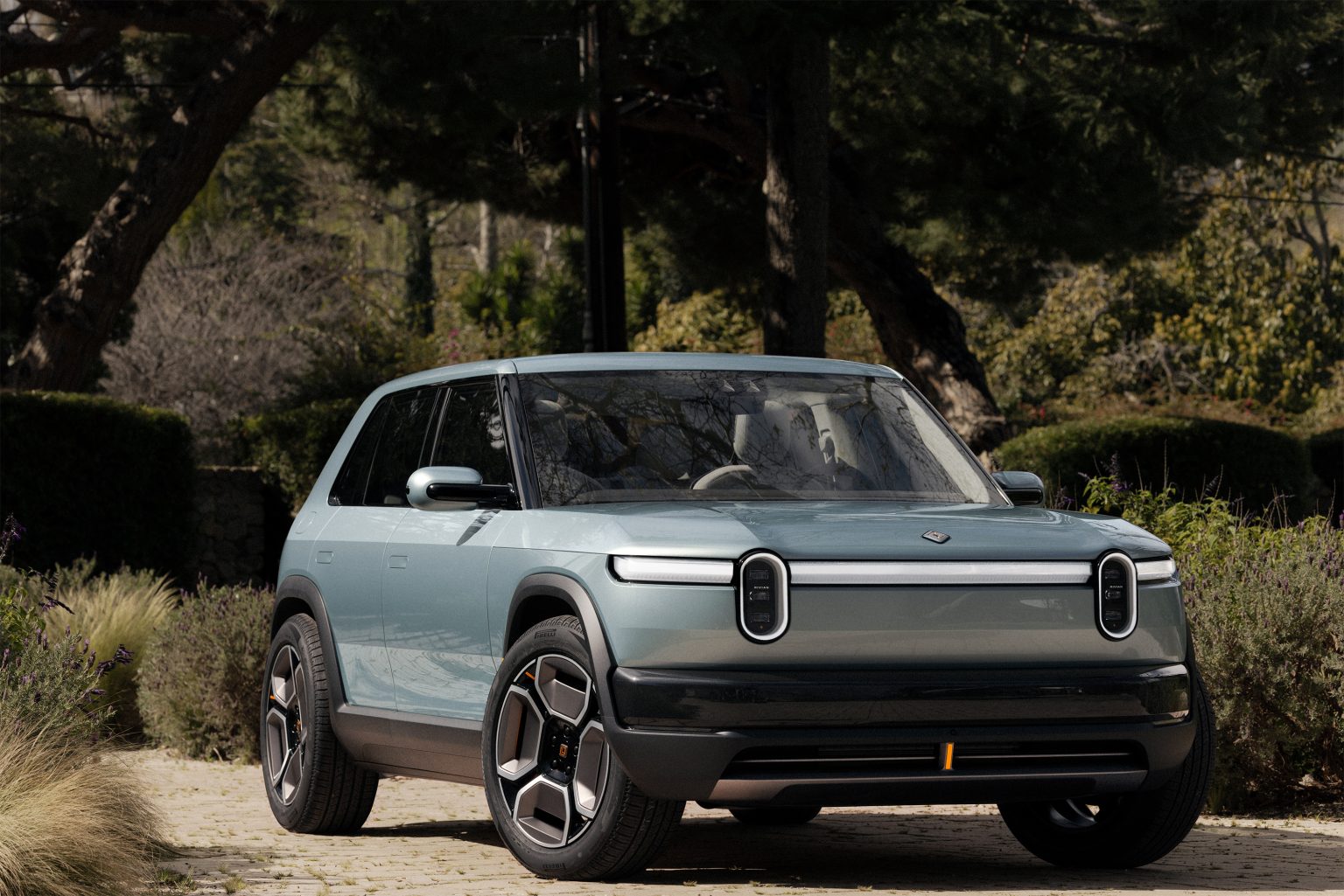 Rivian reveals three new, smaller electric SUVs: The R2, R3, and R3X ...