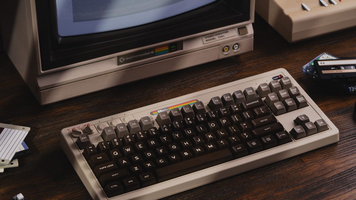 8BitDo’s $100 wireless mechanical keyboard is a tribute to Commodore 64 ...