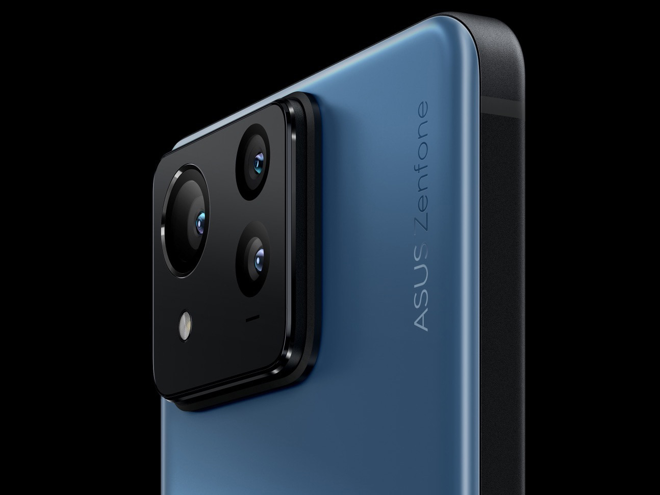 The Asus Zenfone 11 Ultra abandons the small-phone market - Ars Technica
