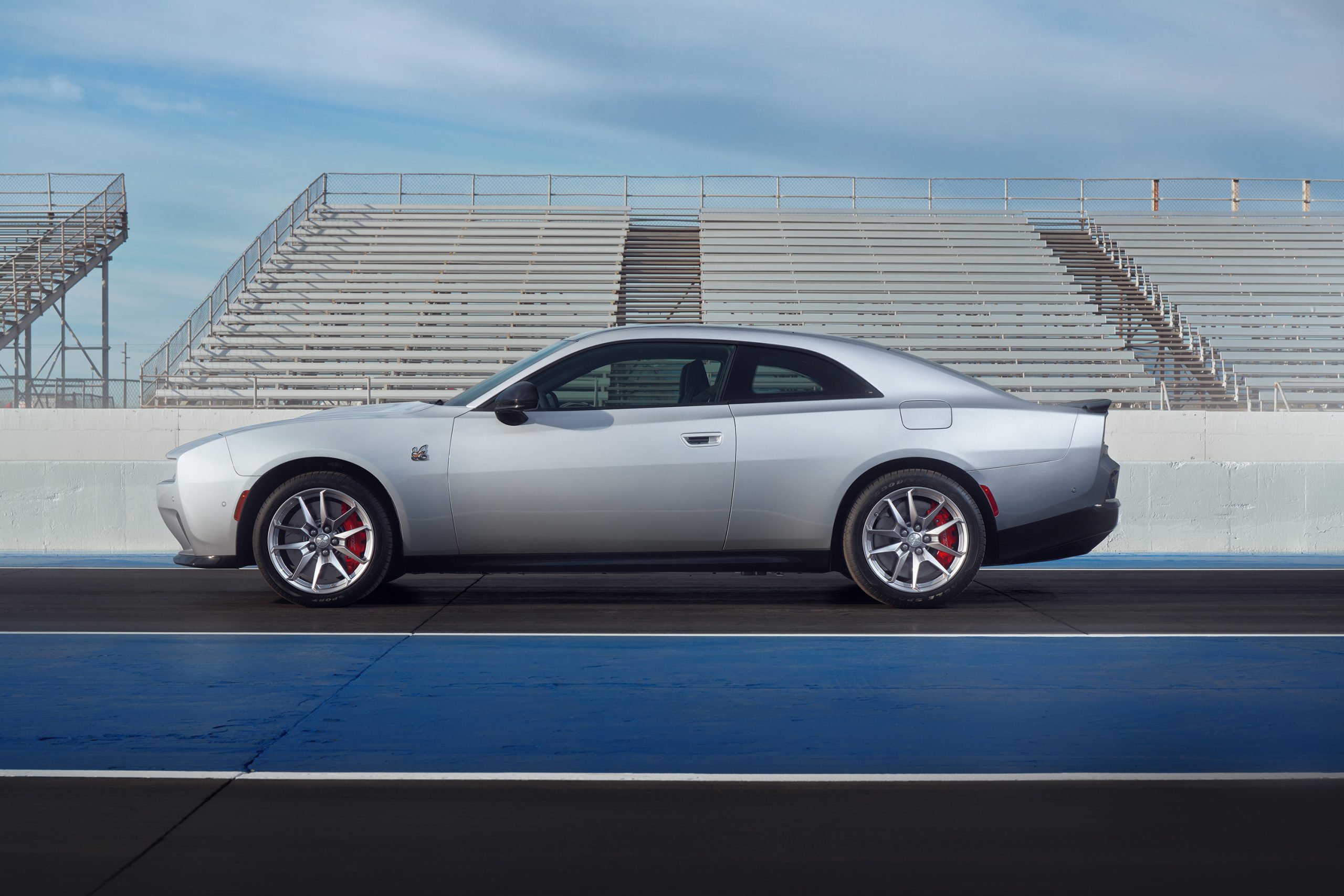 Dodge debuts the 2024 electric Charger Daytona, with 670 horsepower ...