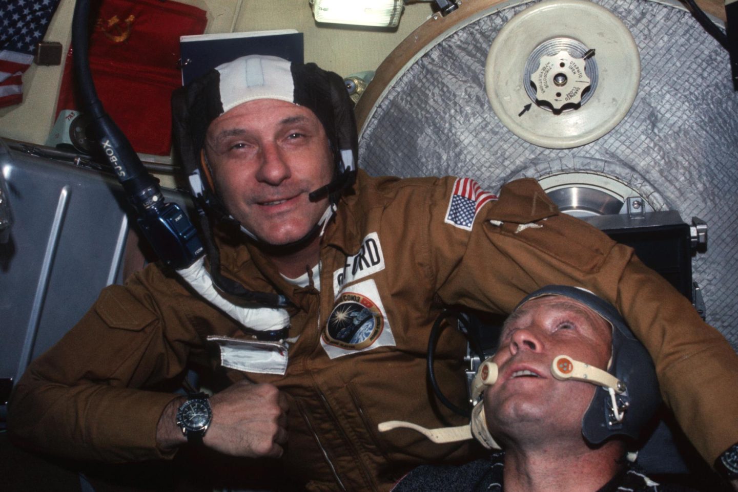 Thomas Stafford, who flew to the Moon and docked with Soyuz, dies at 93 - Ars Technica