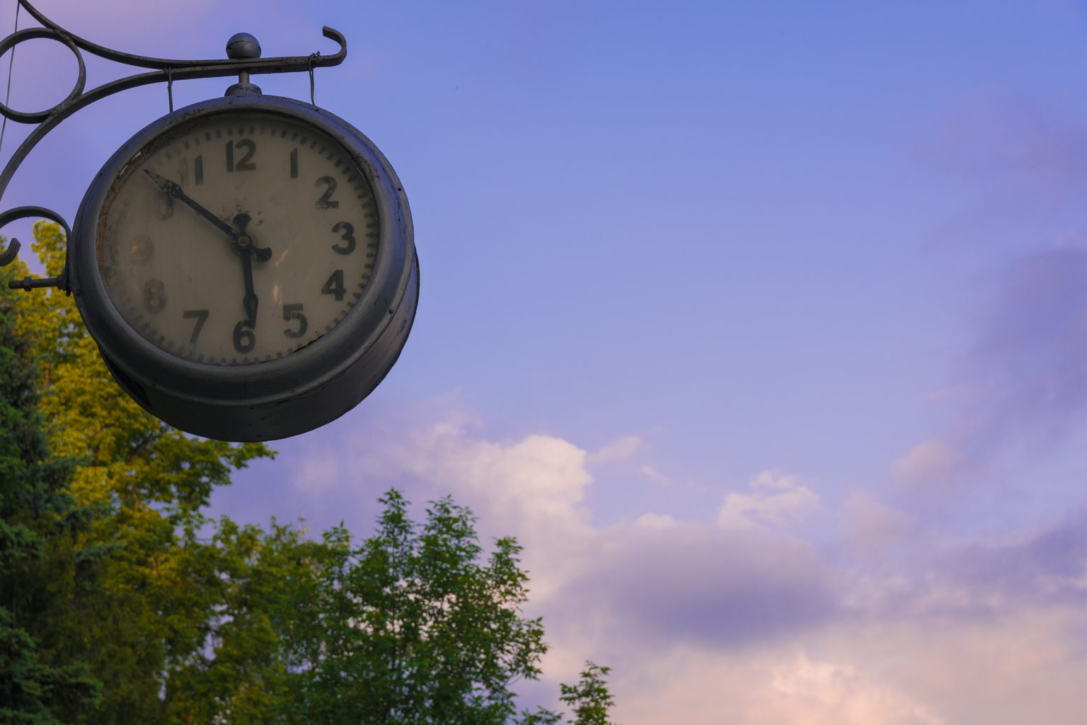 The science behind why people hate Daylight Saving Time so much - Ars ...