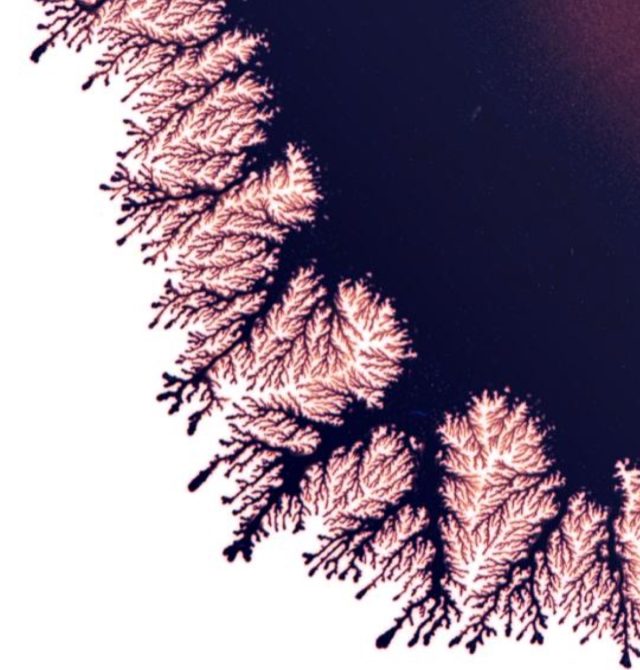 What dendritic painting has in common with “tears of wine” phenomenon ...