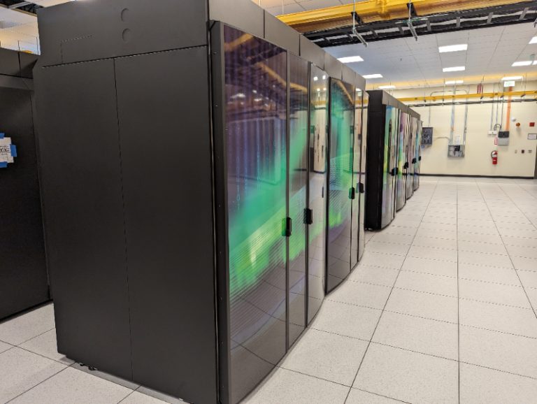 Here’s your chance to own a decommissioned US government supercomputer ...