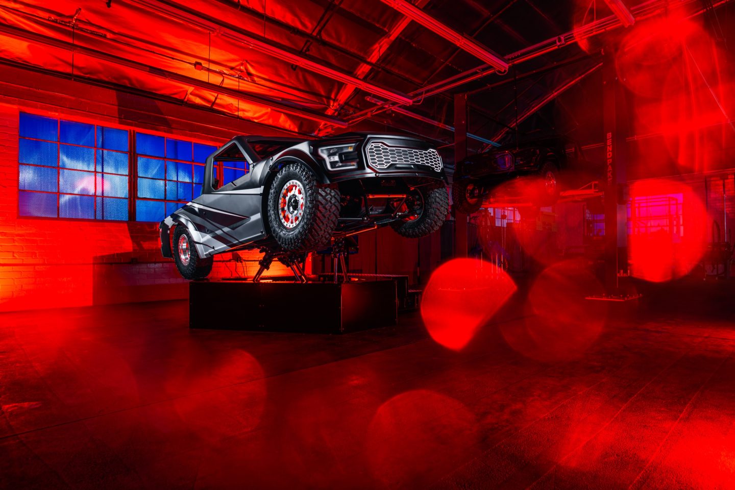 Behind the wheel of CXC’s $600,000 off-road racing simulator - Ars Technica