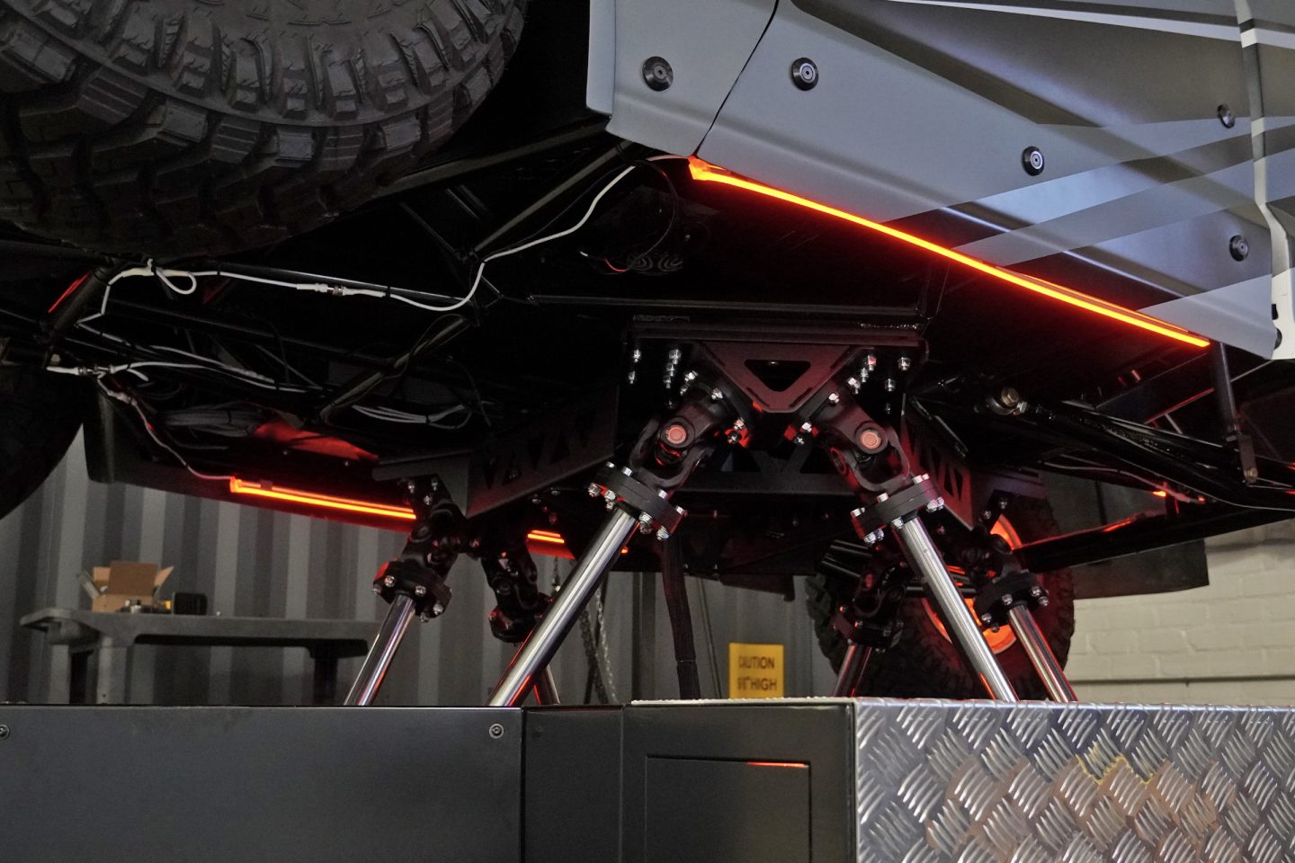 Behind the wheel of CXC’s $600,000 off-road racing simulator - Ars Technica