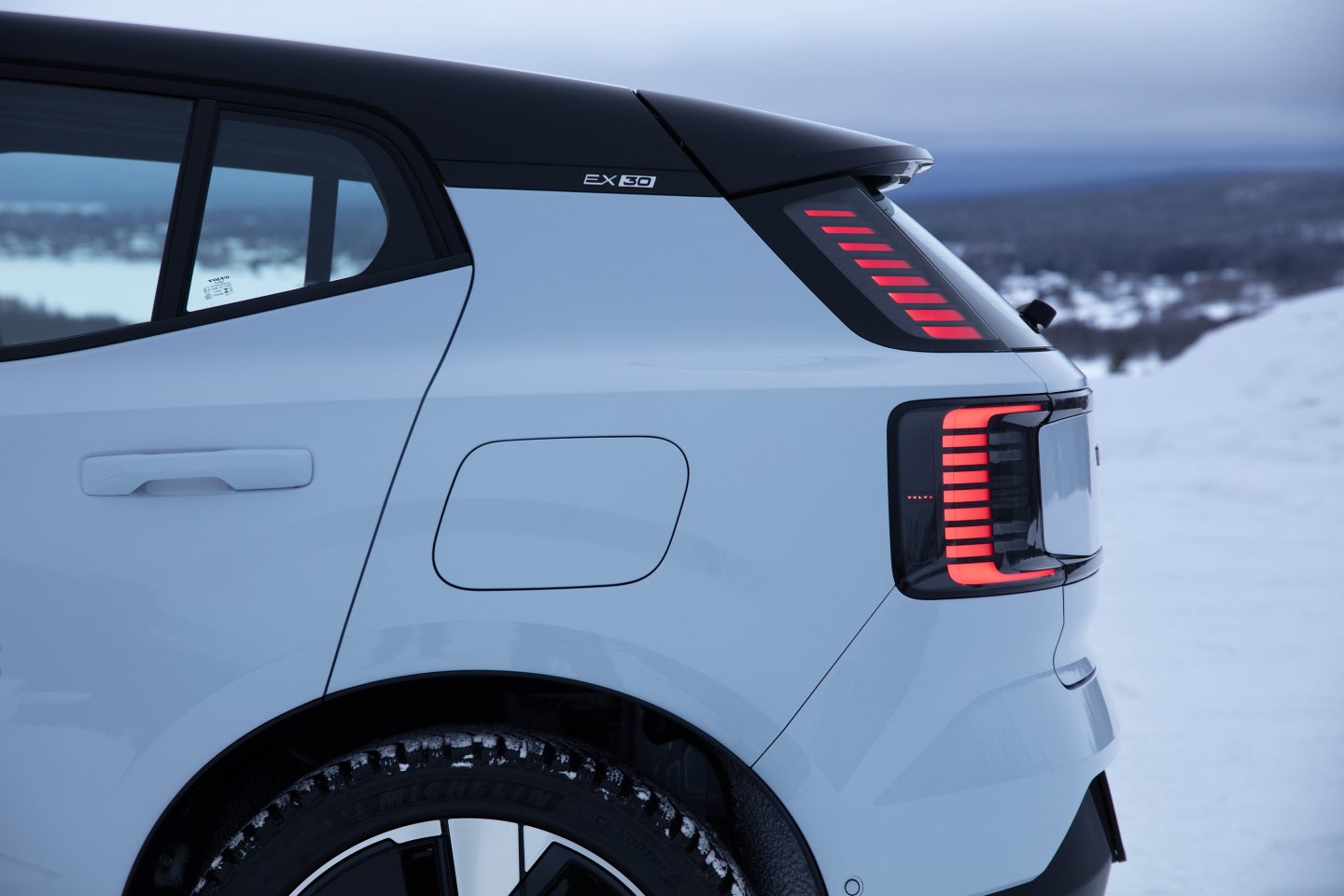 How Volvo made rear-wheel drive work on ice for the EX30 SUV - Ars Technica