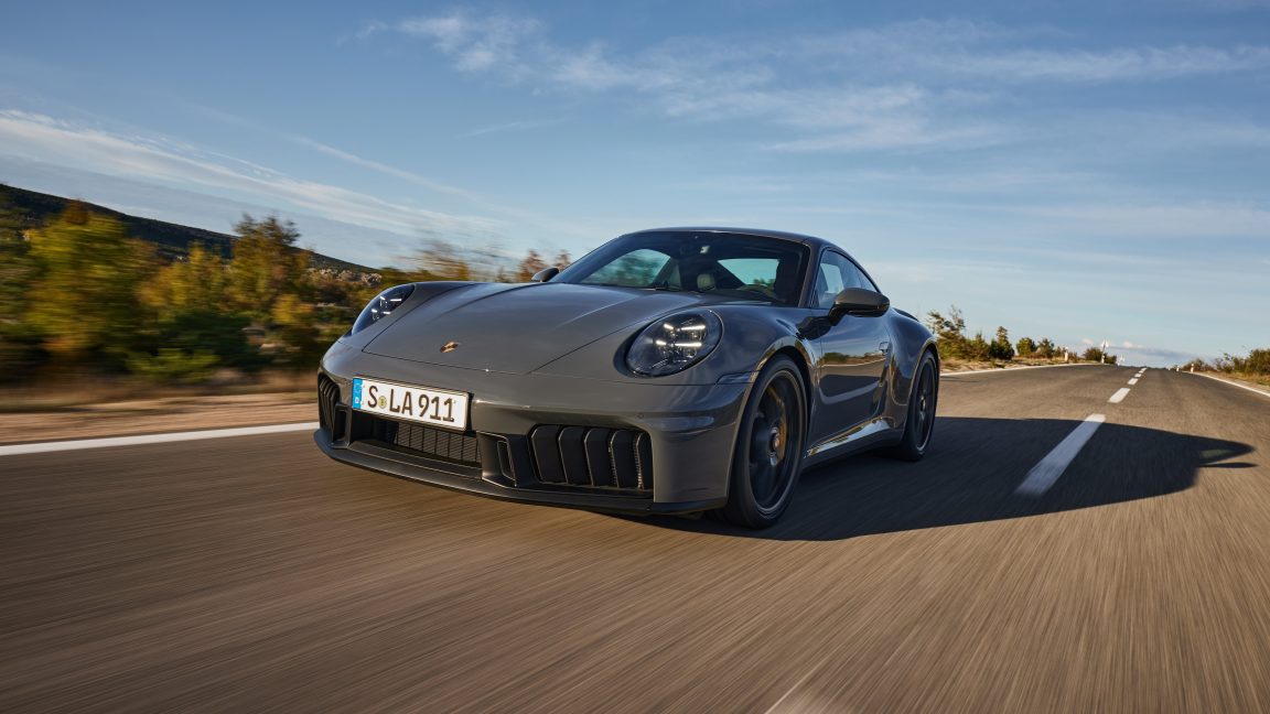 Porsche builds a hybrid 911 at long last - Ars Technica