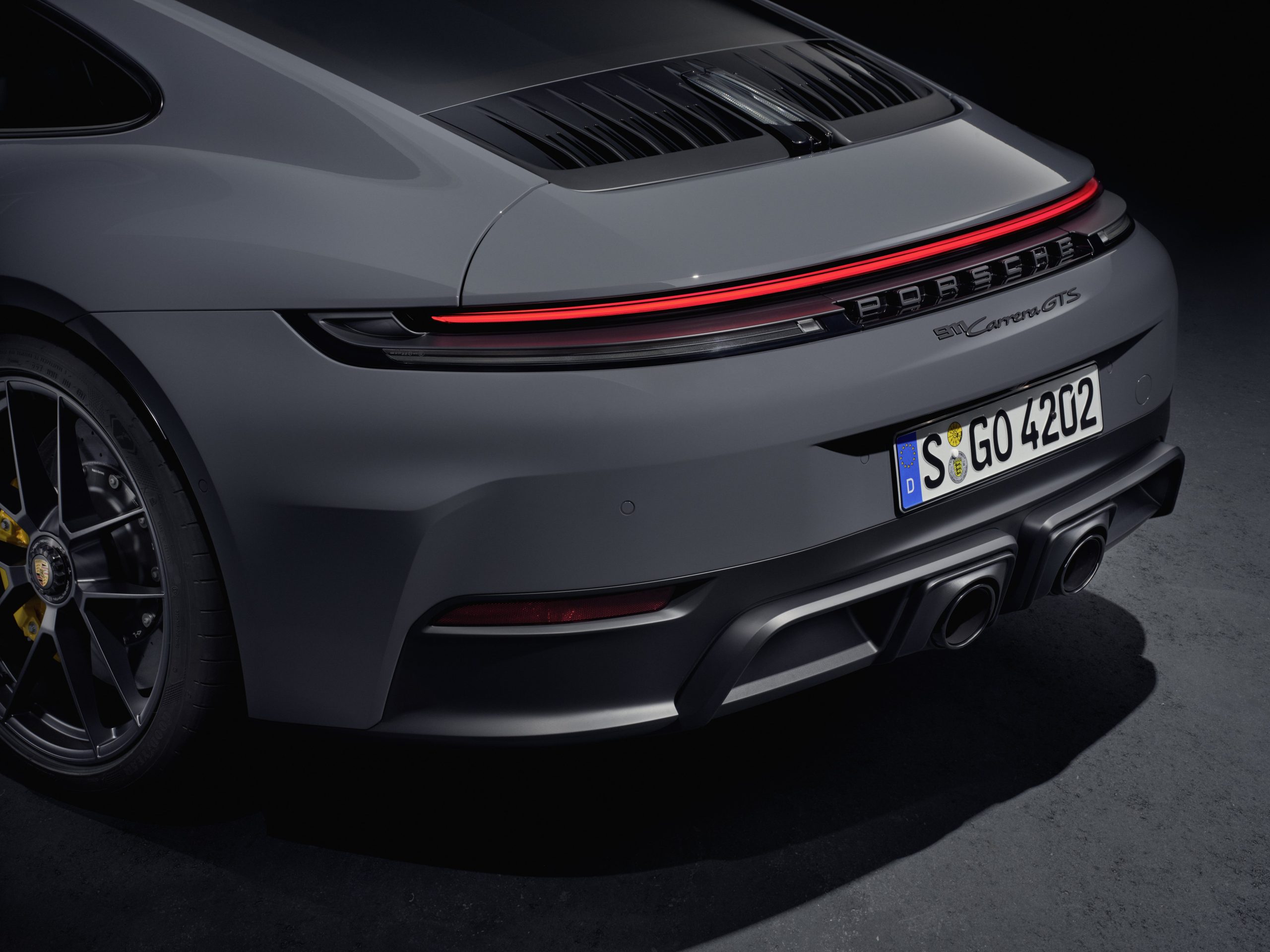 Porsche builds a hybrid 911 at long last - Ars Technica