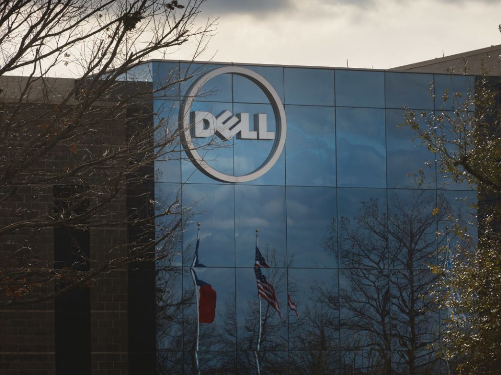 Dell responds to return-to-office resistance with VPN, badge tracking ...