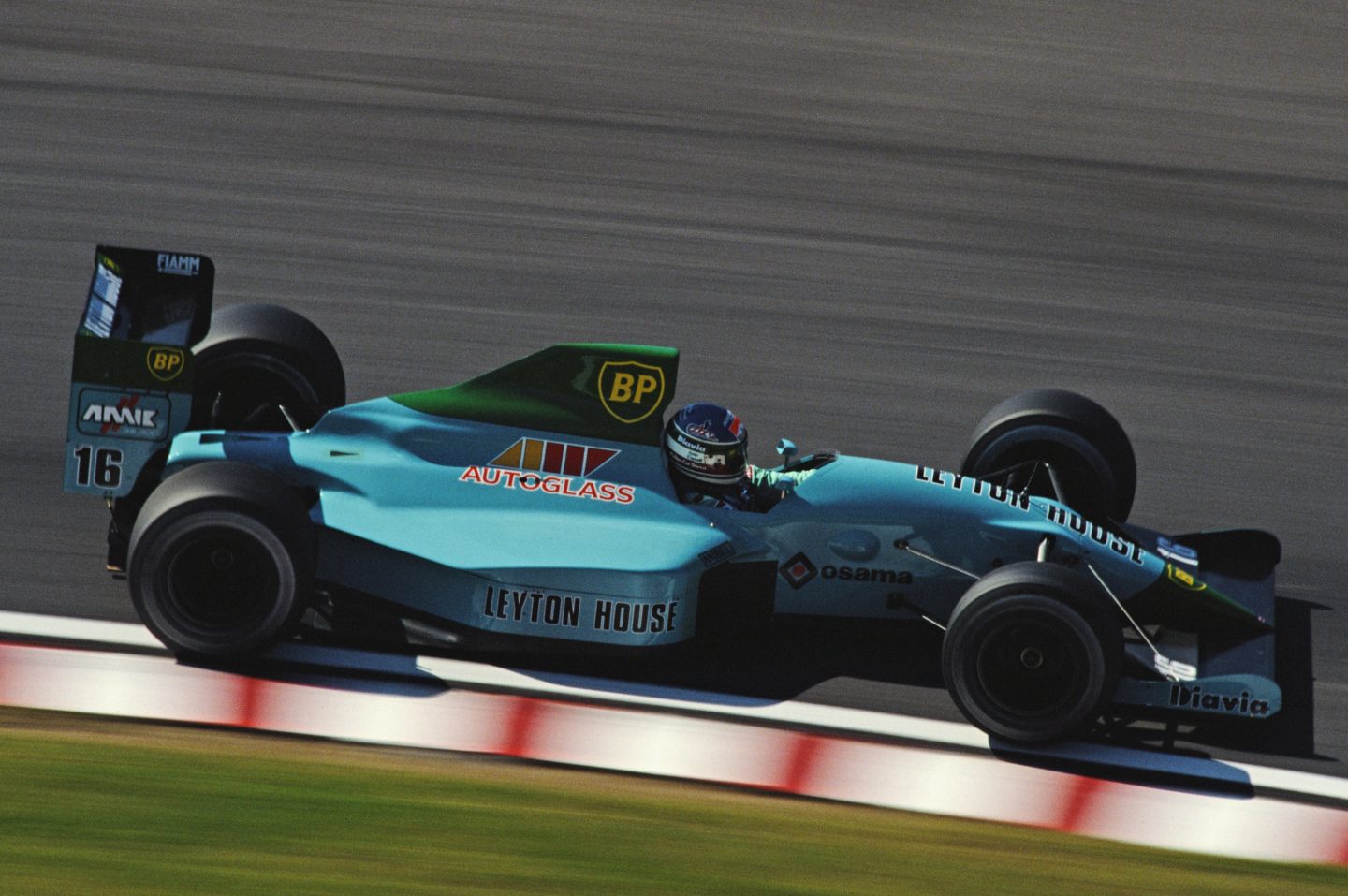 Here are all the F1 cars designed by the legendary Adrian Newey - Ars ...