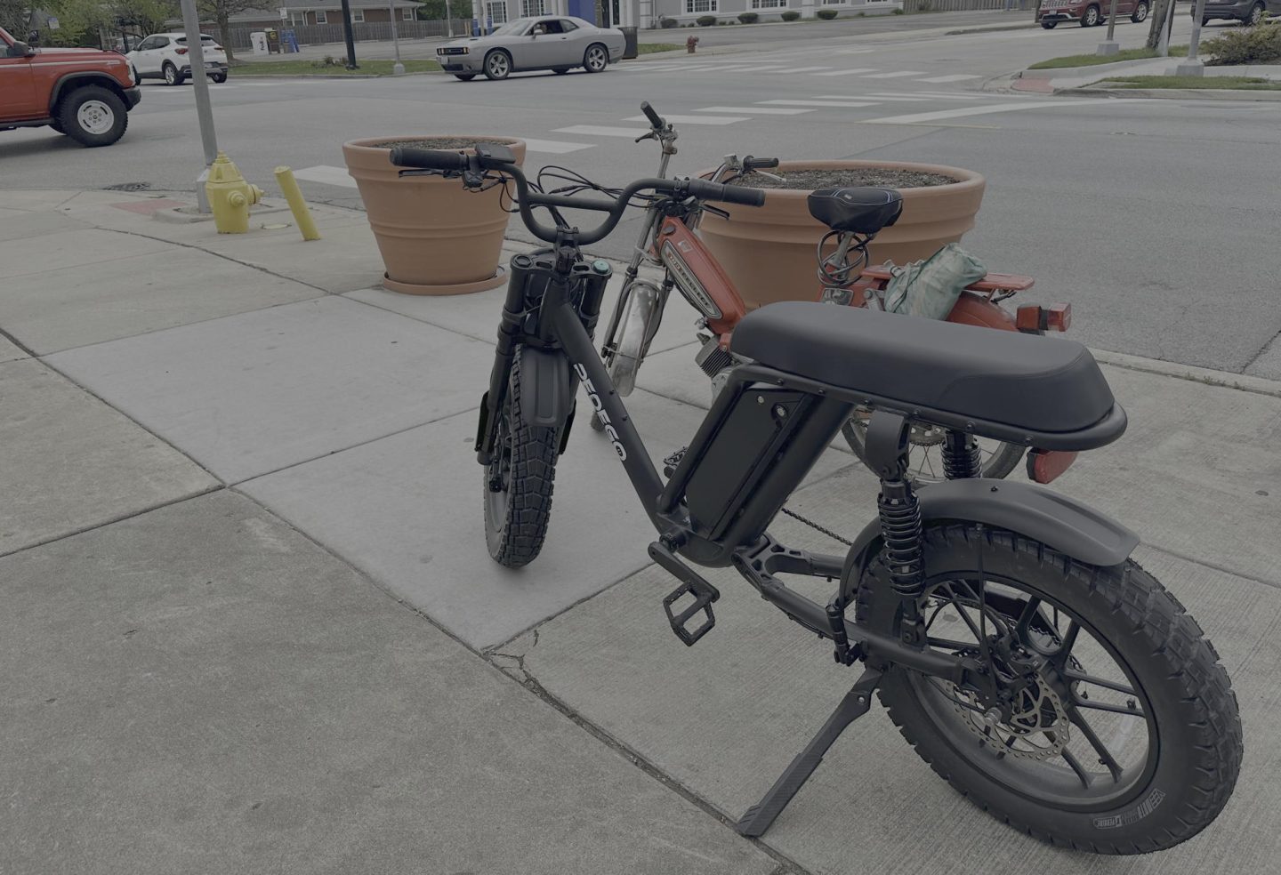 Pedego Moto review: Fast and furious fun for $4,000 - Ars Technica