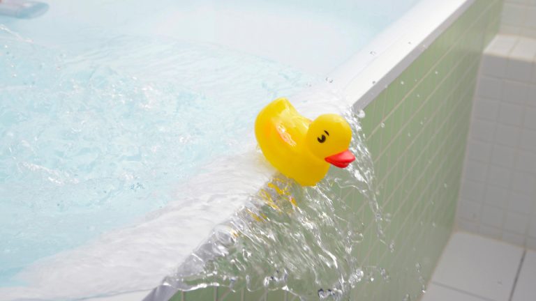 Stack Overflow users sabotage their posts after OpenAI deal - Ars Technica