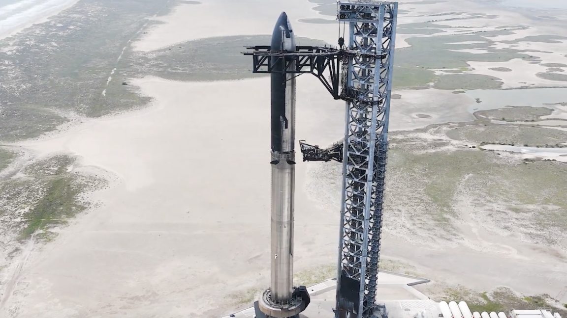 Rocket Report: Starship stacked; Georgia shuts the door on Spaceport ...