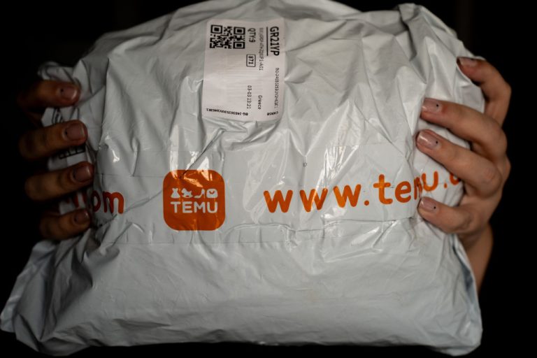 Shopping app Temu is “dangerous malware,” spying on your texts, lawsuit ...