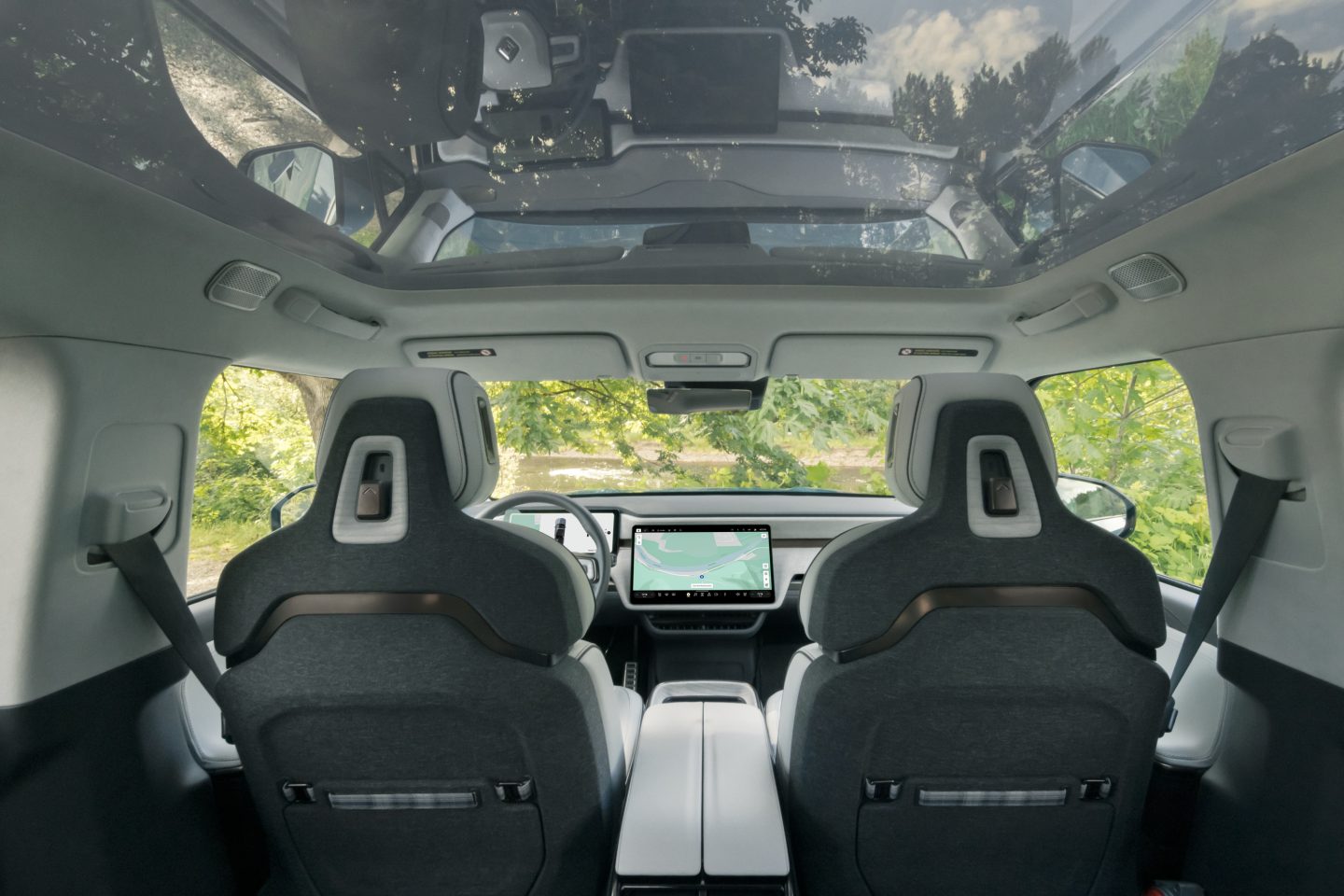 Ars drives the second-generation Rivian R1T and R1S electric trucks ...