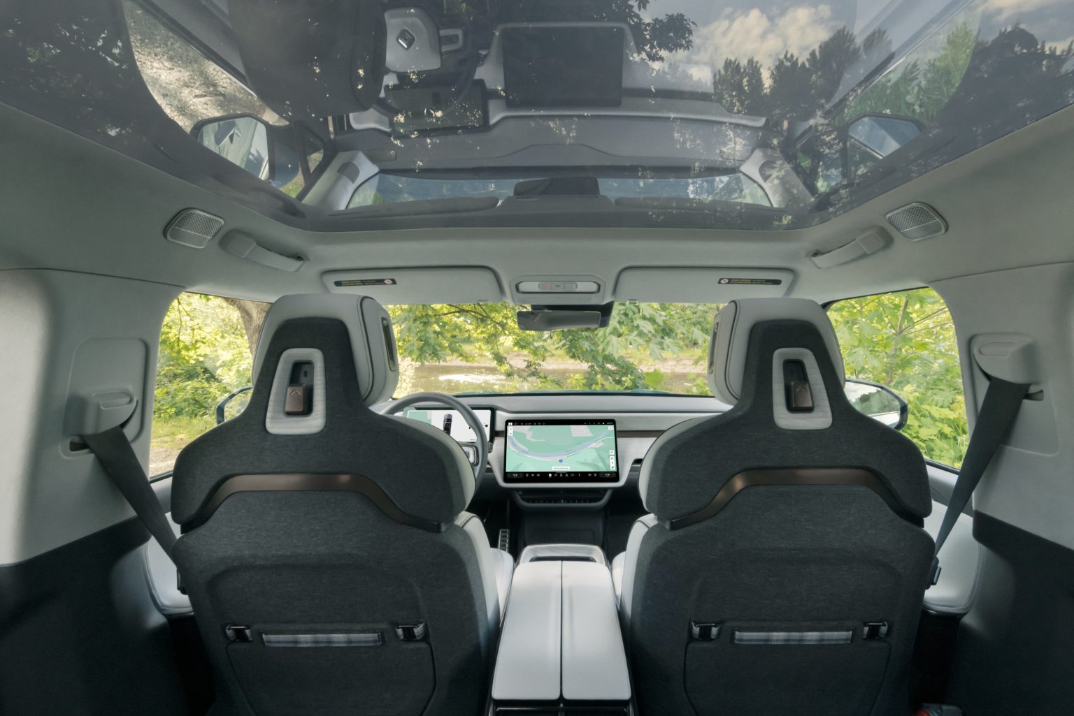 Ars drives the second-generation Rivian R1T and R1S electric trucks ...