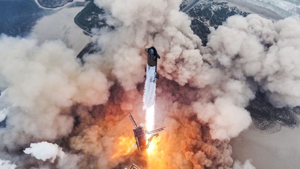 Sparks are flying day and night as SpaceX preps Starship pad to catch a ...