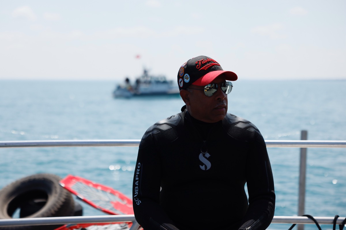 NatGeo documents salvage of Tuskegee Airman’s lost WWII plane wreckage ...