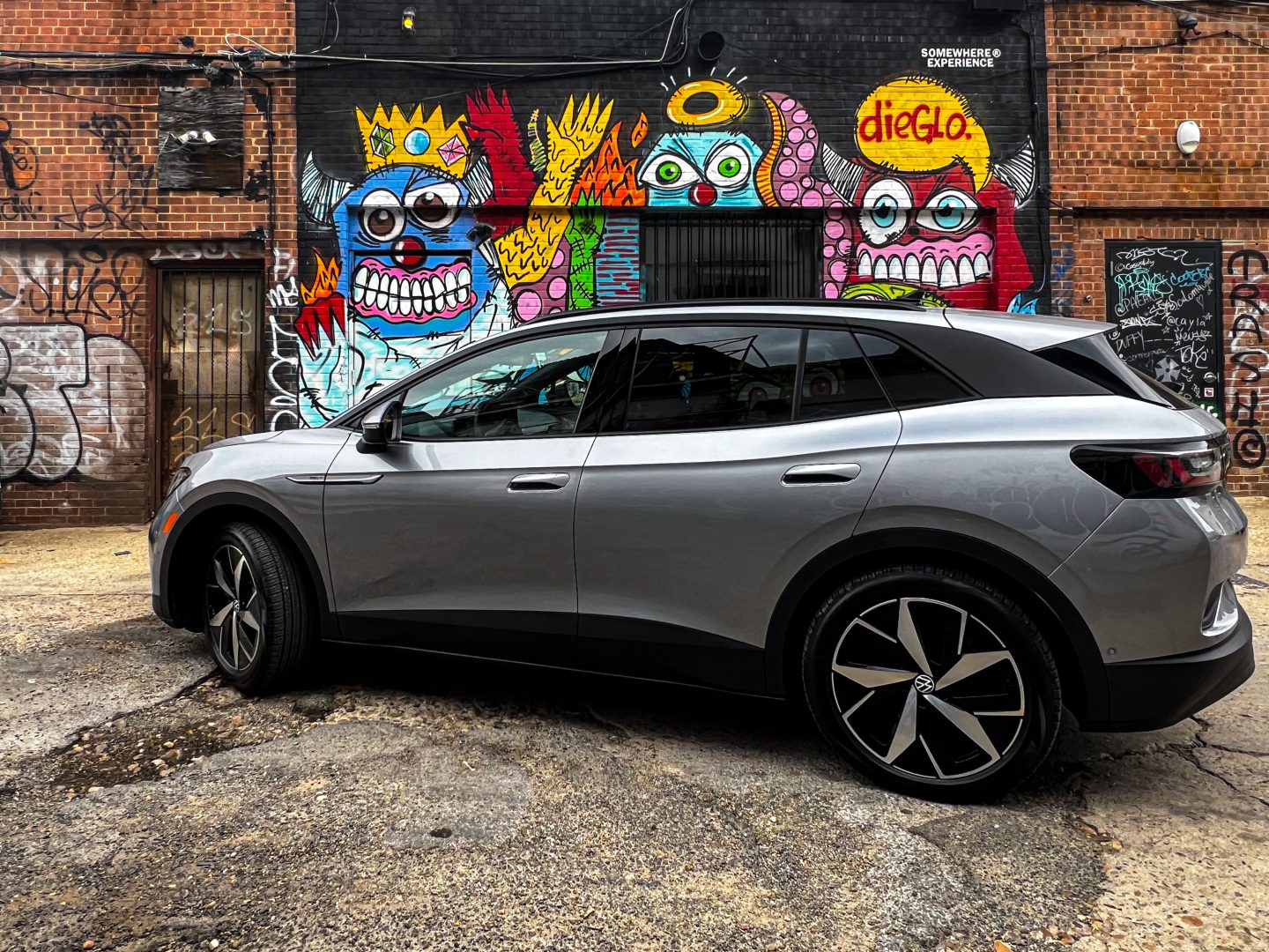 The 2024 Volkswagen ID.4 Pro gets a new rear motor, way more efficiency ...