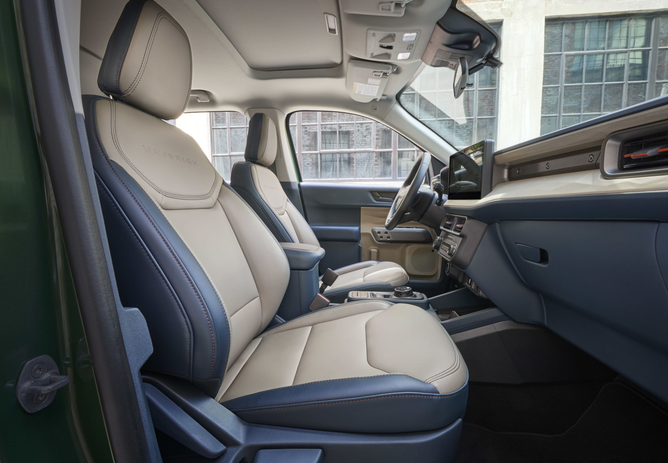 Ford facelifts its Maverick pickup, adds all-wheel-drive hybrid option ...