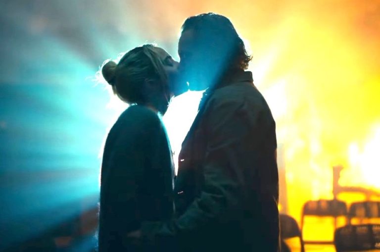 Gaga’s Harley Quinn joins the Clown Prince of Crime in Joker: Folie à ...