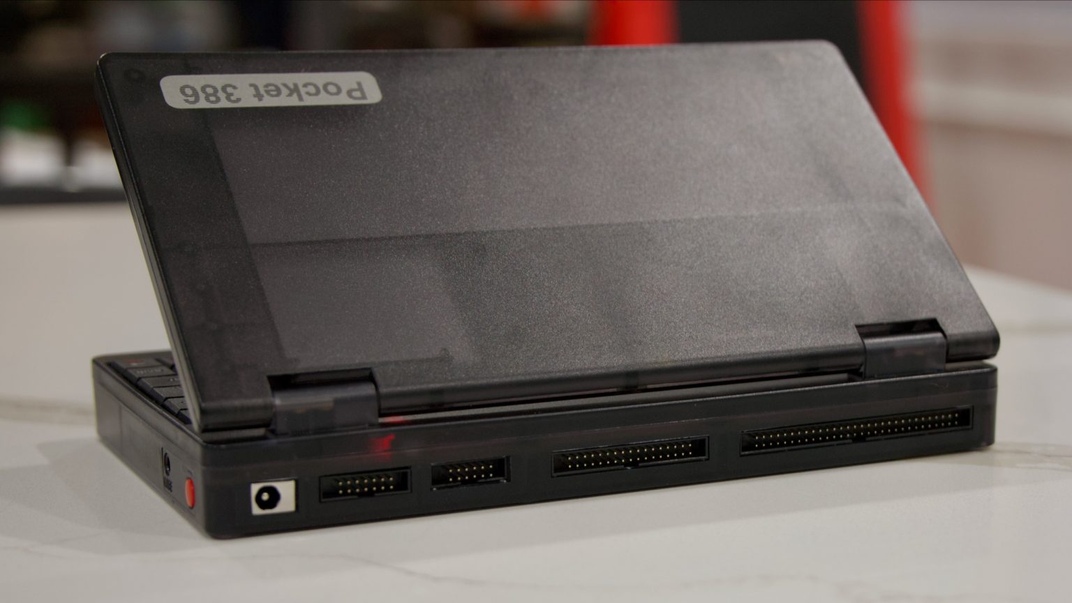 A few weeks with the Pocket 386, an early-‘90s-style, half-busted retro ...