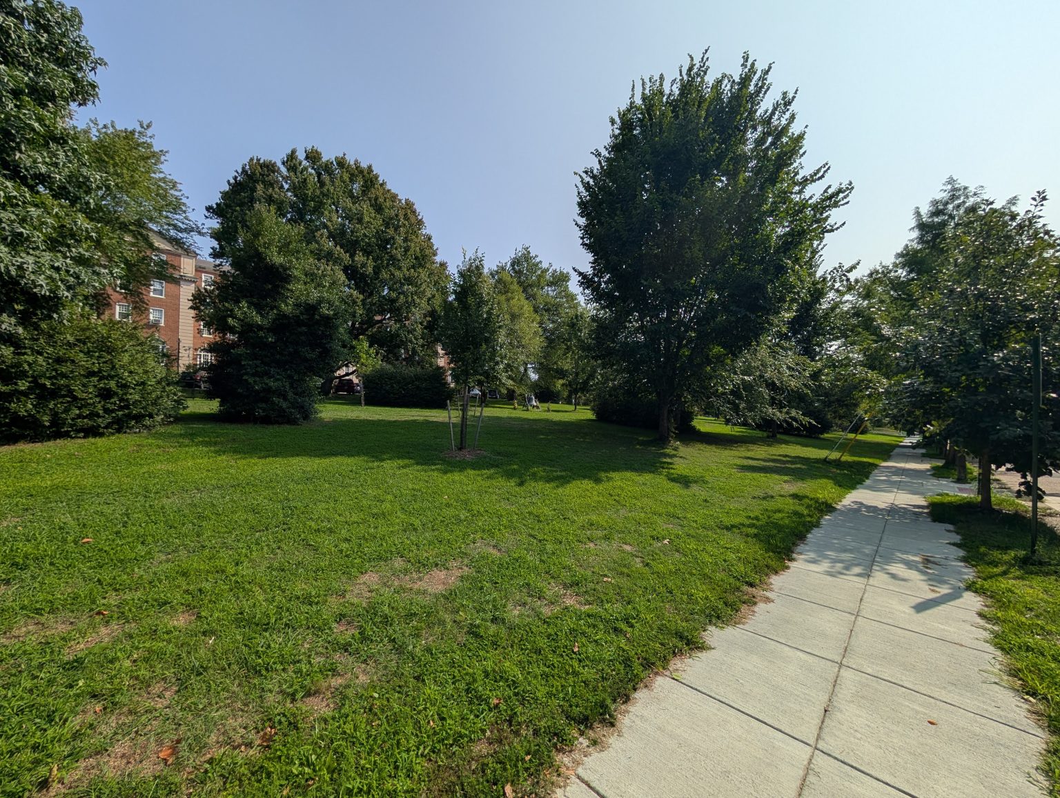 Pixel 9 family: The “just hardware” review (no AI) - Ars Technica