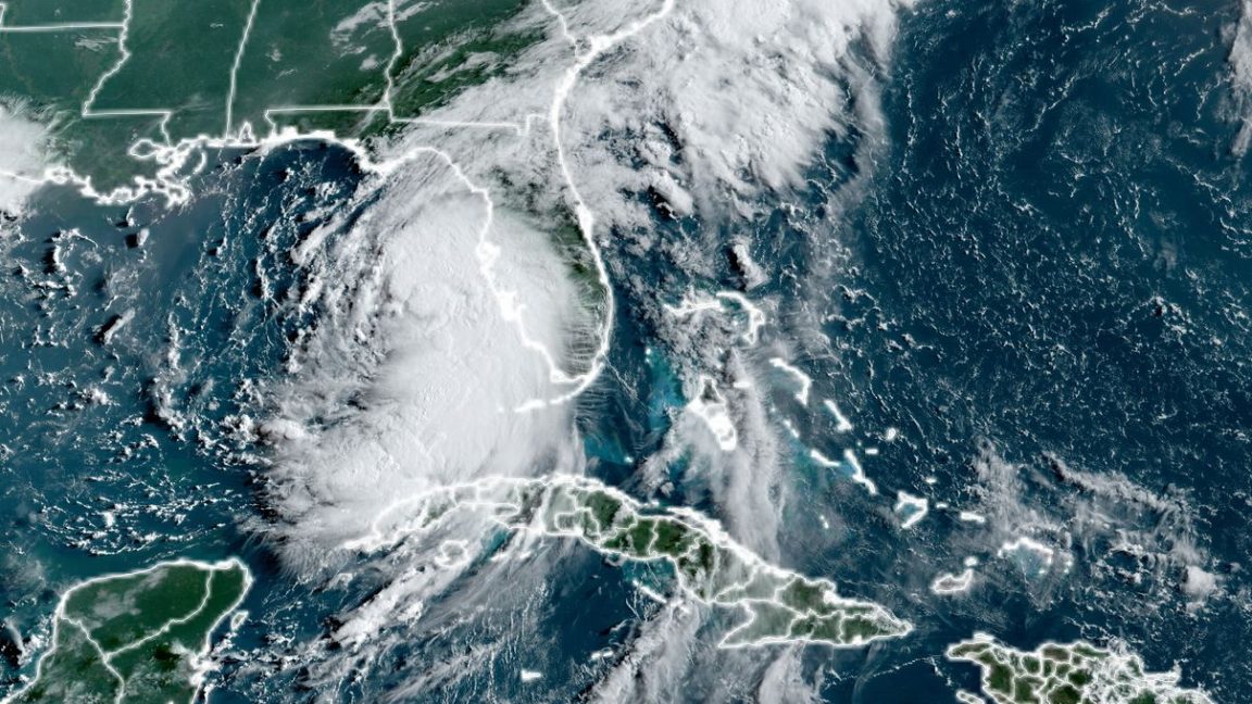 Historic flooding possible as TS Debby bears down on southeastern US ...