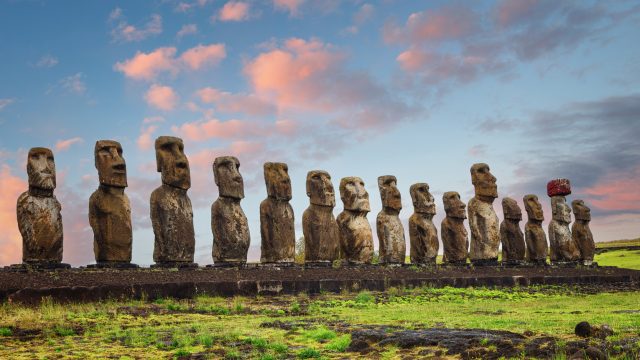 Old Easter Island genomes show no sign of a population collapse - Ars ...