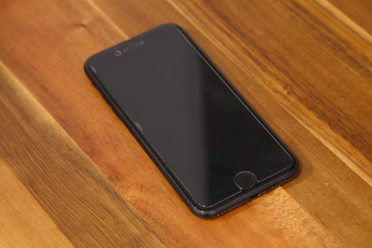 10 long years with—and good riddance to—Apple’s iPhone 6 design - Ars Technica