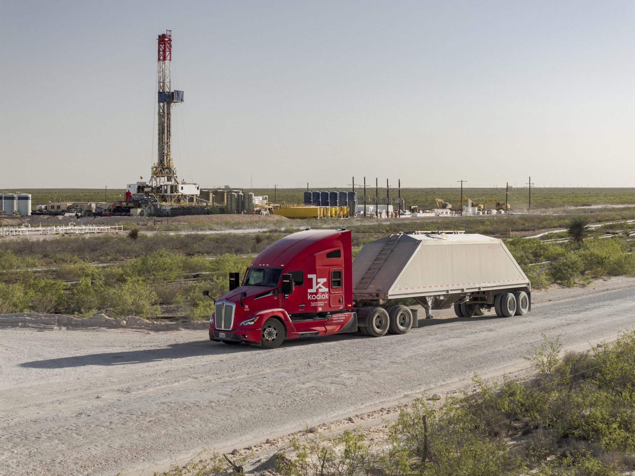 Driverless semis could be months away - Ars Technica