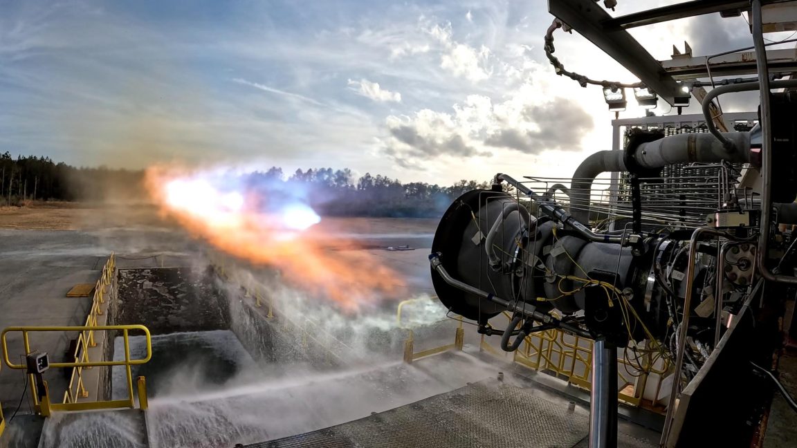 Relativity Space has gone from printing money and rockets to doing what ...