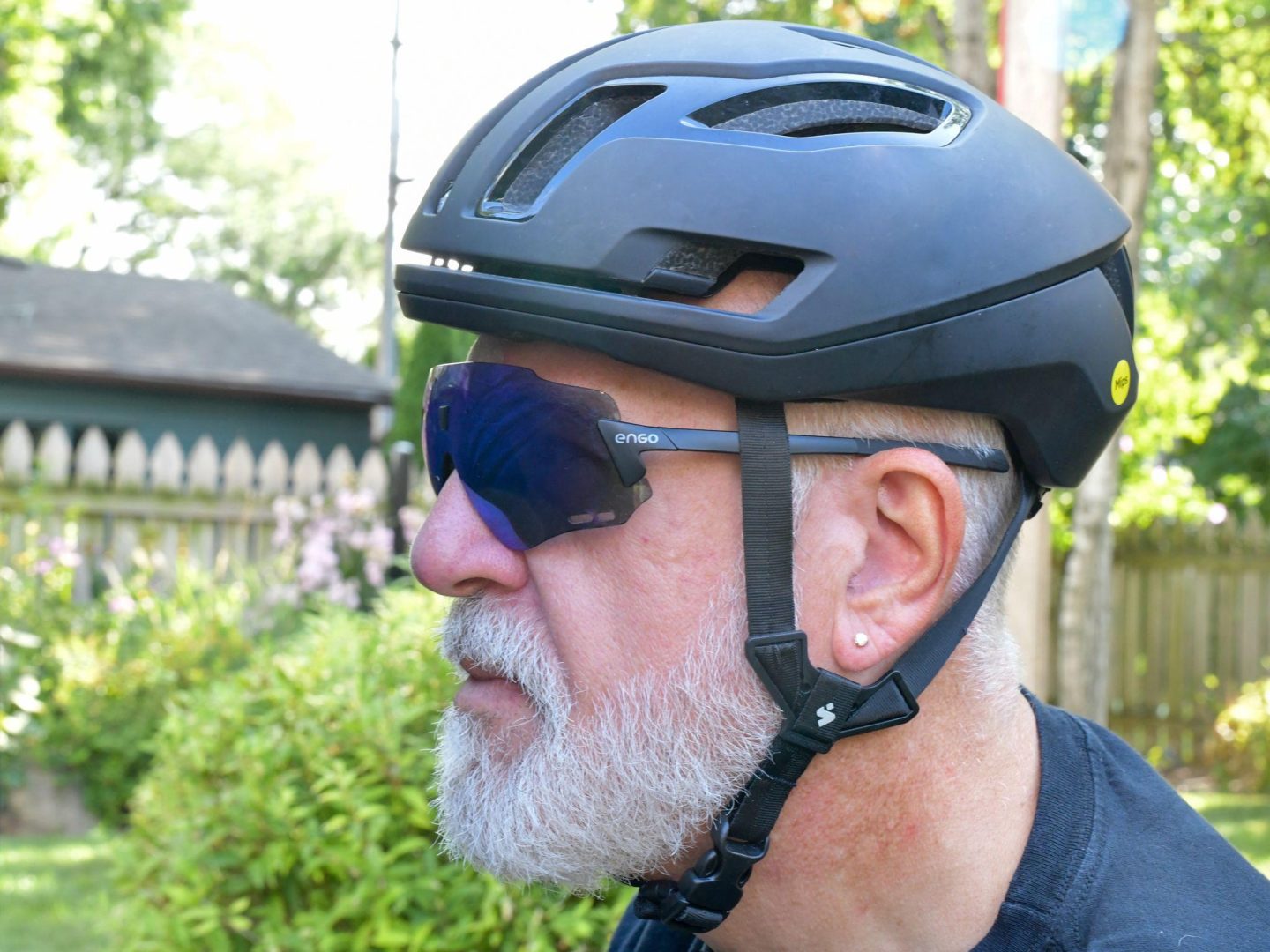 Keeping your eyes on the road is easy with the Engo 2 AR sunglasses ...