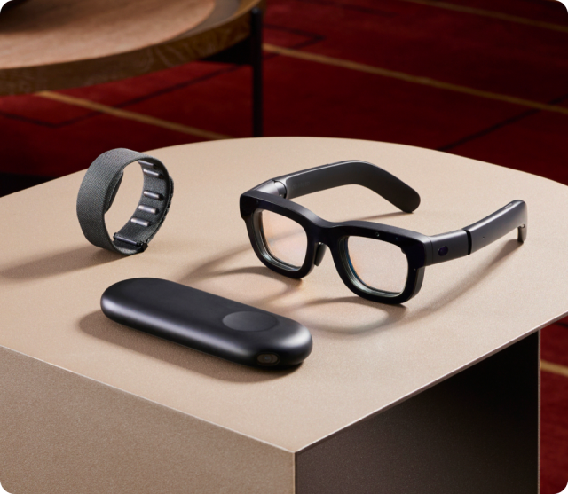 Meta’s new lightweight AR prototype shows a future beyond bulky VR ...