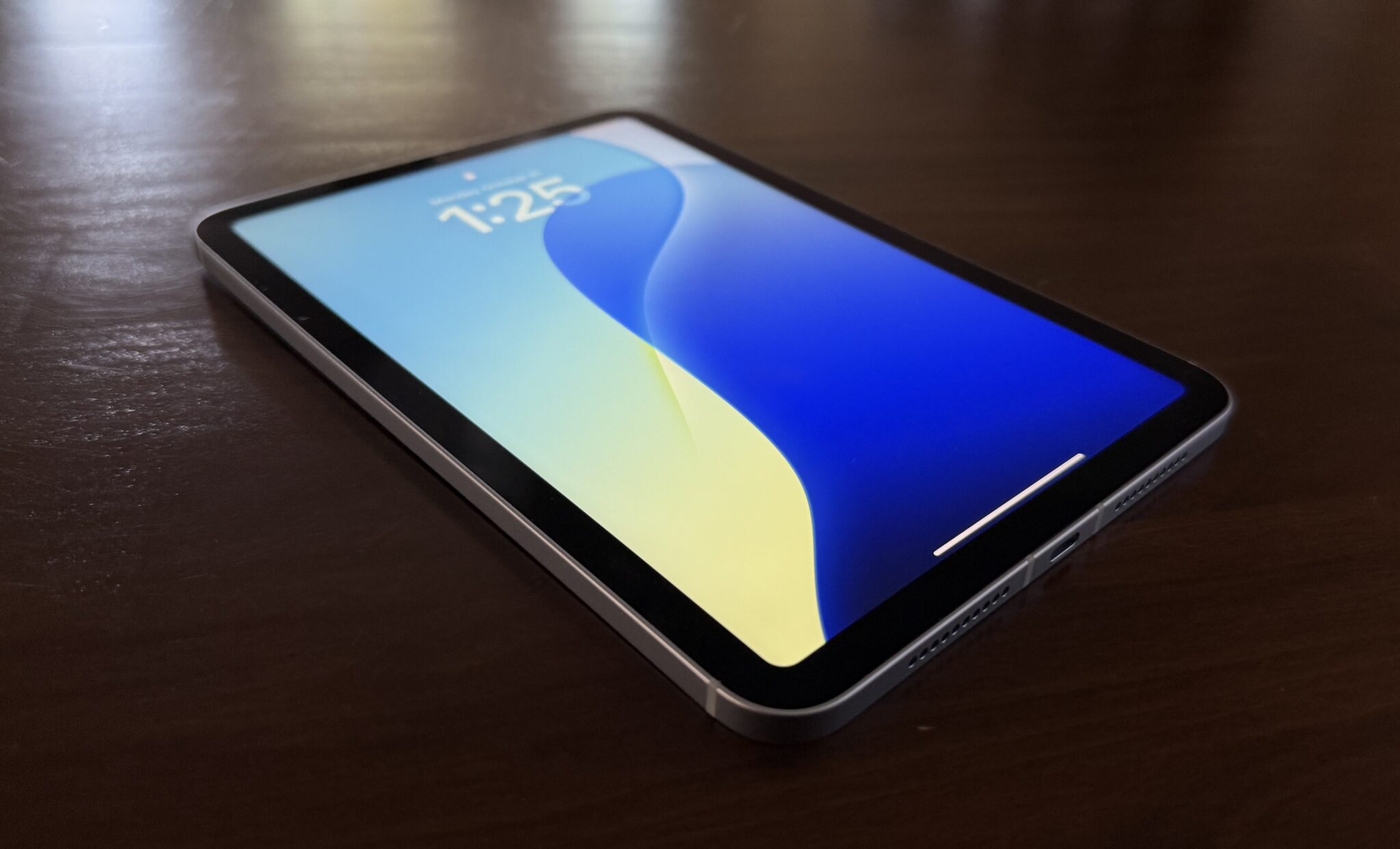 Hands-on with the 2024 iPad mini: Spot the differences - Ars Technica